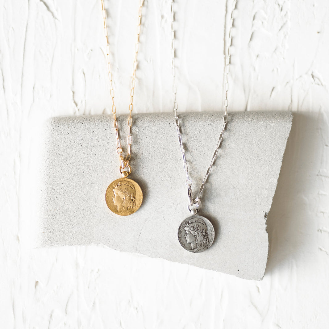 Reva Grey – Olive & Tweed